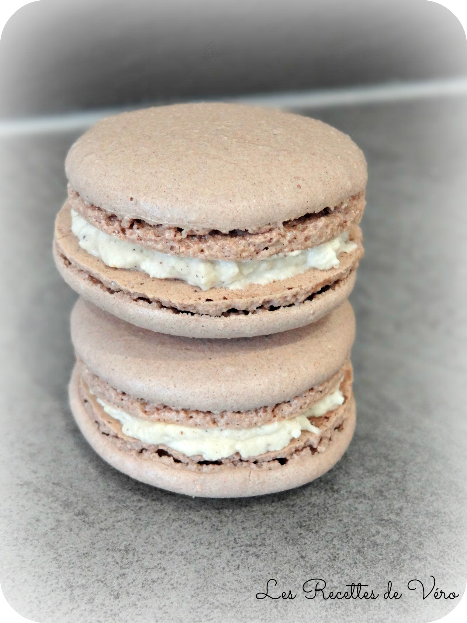 Macarons Vanille Coeur Chocolat (meringue Italienne C. Felder)